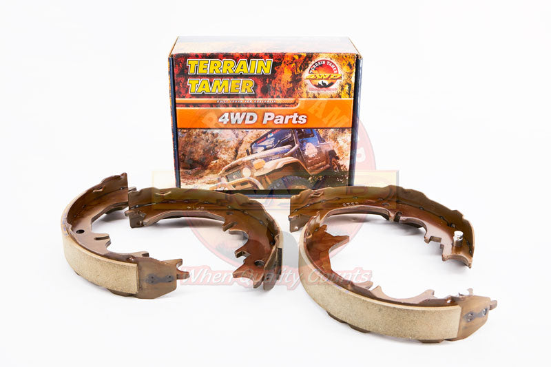 Genuine Handbrake Shoe Kit Park suitable for Landcruiser 75 78 79 Seri ...