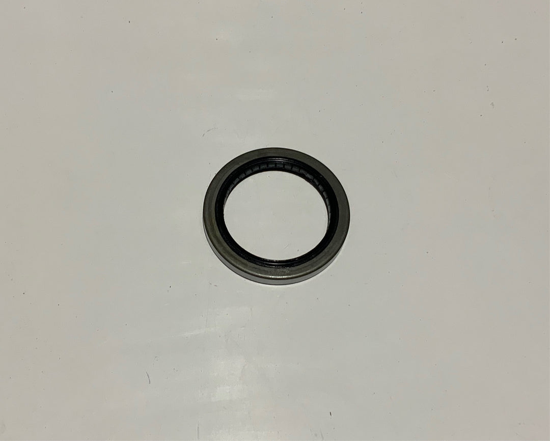 Genuine Toyota Seal for Front Axle Hub – Complete Maintenance Services