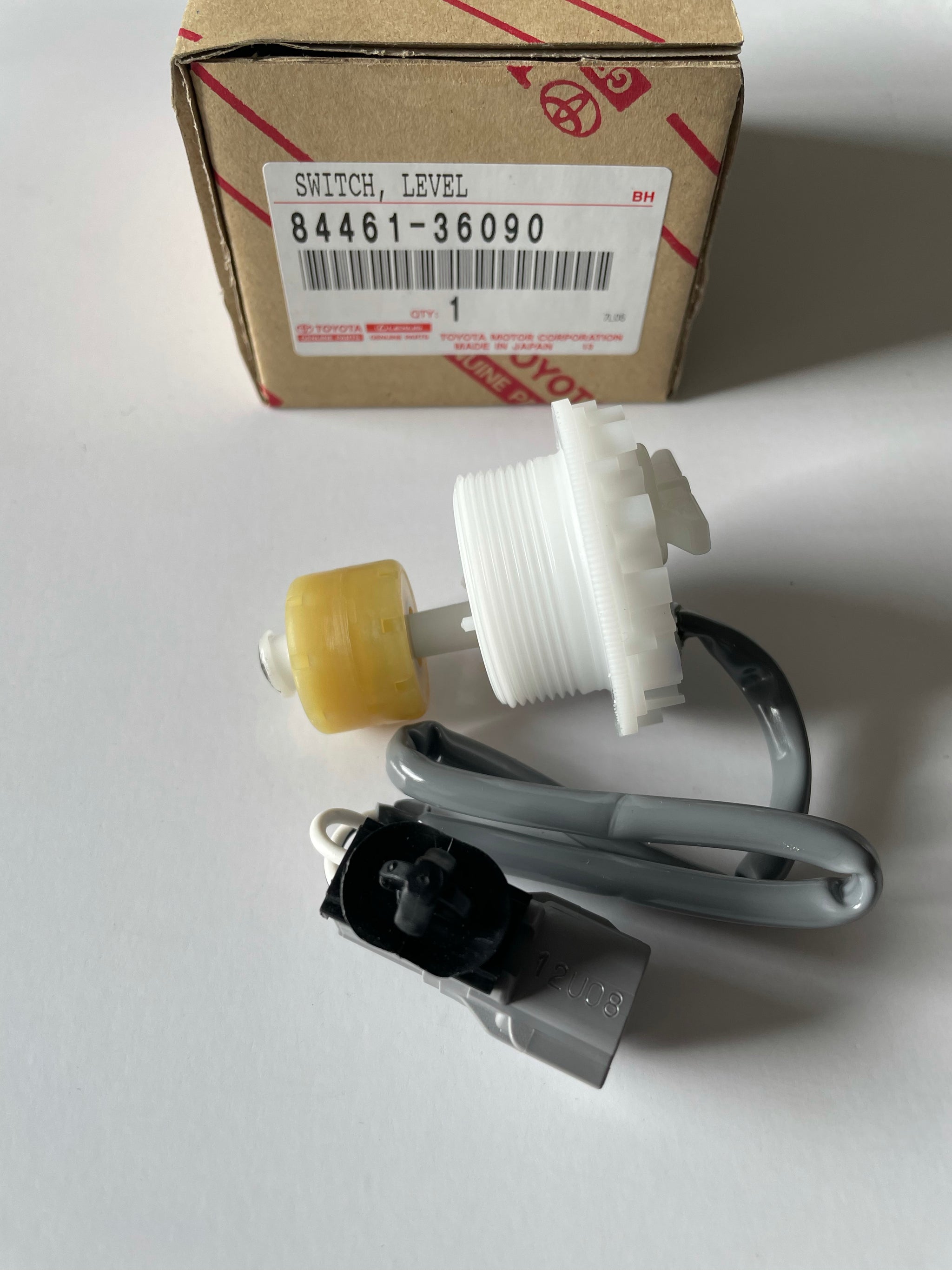 Genuine Toyota Coaster Fuel Filter Warning Level Switch – Complete ...
